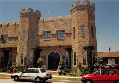 Why Are There Castles In Burbank California We Have Answers Los