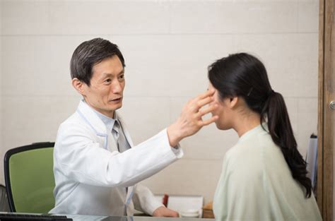 손떨림·머리떨림 지속된다면 파킨슨병 의심 세계일보