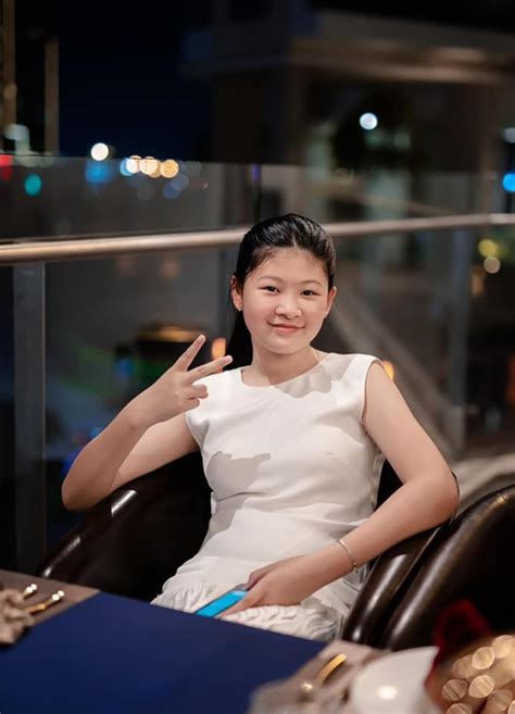 Con G I B Nh Minh Tu I Cao M Xinh Nh Hoa H U Nh C B L So I Ca M T Th I