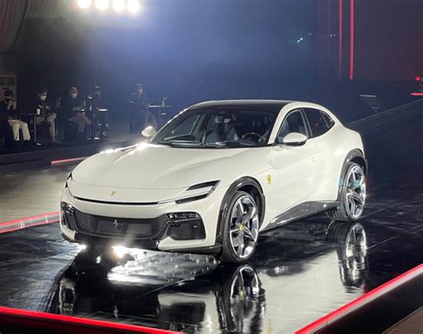 페라리 최초 4도어 4인승 스포츠카 푸로산게 아시아 최초 한국서 공개 디지틀조선일보 디조닷컴