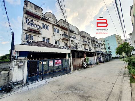 08991 ทาวน์โฮม ซอยงามวงศ์วาน 9 แยก 2 หลังริม เนื้อที่ 31 ตรว ถนนงามวงศ์วาน อ เมือง จ นนทบุรี