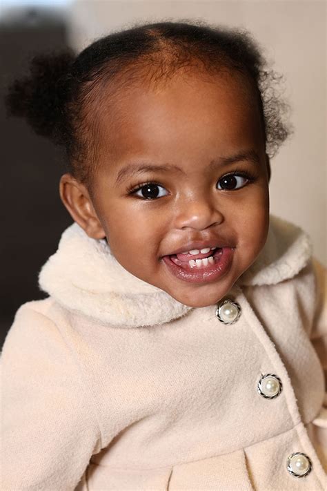 Lainey M Entourage Model And Talent