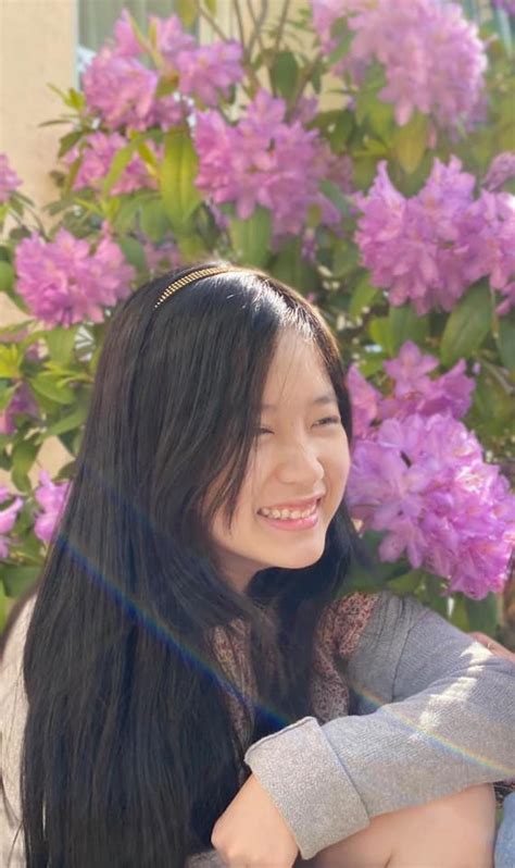 2 Tiểu Thư Nhà Ca Sĩ Mỹ Lệ Càng Ngày Càng Xinh đặc Biệt Là Cô Em Mới