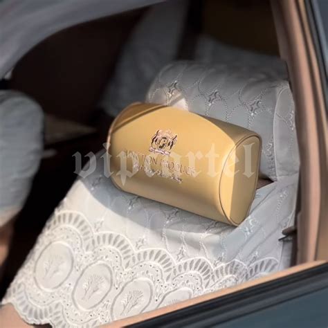 Junction Produce Beige Cursive Neckpad Vipcartel Automotive