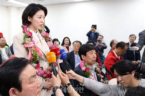 정치는 책임원내대표 불출마하라 배현진 이철규에 공개 서한