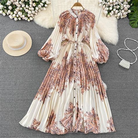 Купити Весняно осіннє жіноче плаття Темперамент рукав ліхтарик круглий виріз однобортне