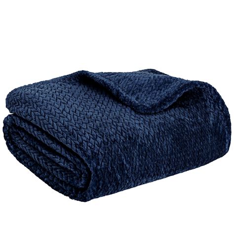 Pavilia Soft Fleece Navy Blue Throw Blanket For Couch Lightweight