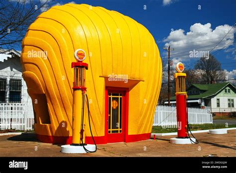 A Vintage Yellow Shell Gas Station Built The Resemble The Companys Scallop Shaped Logo Still
