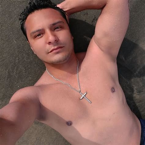 Rafael Rabelo Rafael Rabelo 369 • Threads Say More