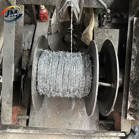 Reverse Twisted Double Strands Barbed Wire Machine Positive And