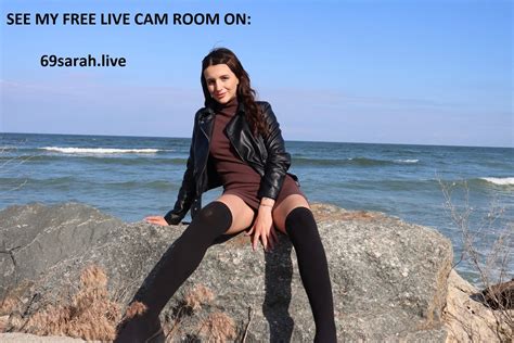 Hot Ass Walking On The Beach 11 Pics Xhamster