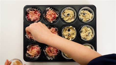 한가지 반죽으로 두종류 머핀 만들기 촉촉한 베리요거트머핀 블루베리머핀 And 라즈베리머핀