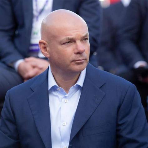 Палиця двічі виїжджав за кордон під час воєнного стану журналіст Ткач Insider Media