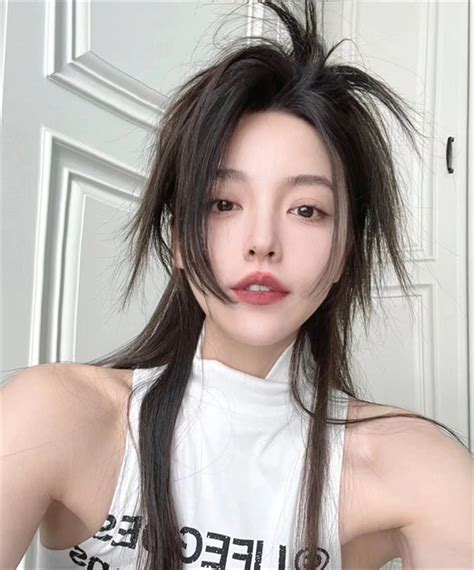 简单优雅半扎发 3分钟快速出门发型 时尚扎发 美发站