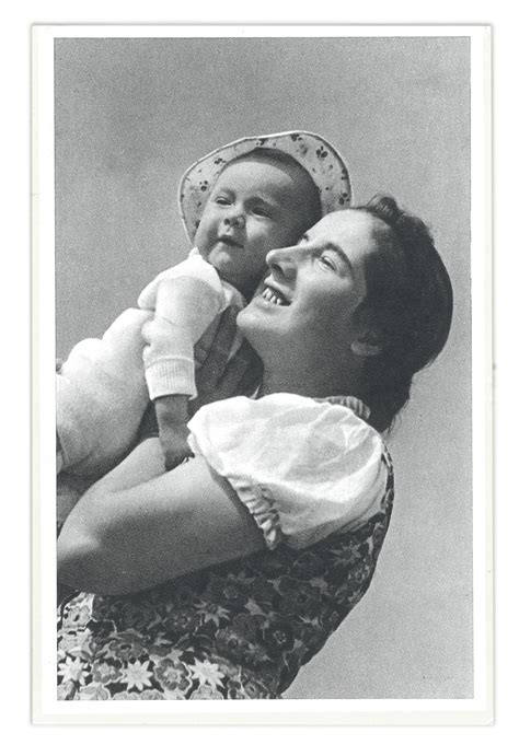 Женщина с ребенком