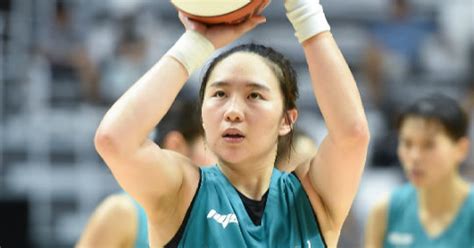 18 박신자컵 주전 고른 활약 하나은행 삼성생명 꺾고 첫 승