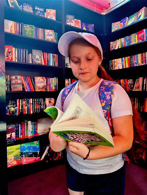 Книжки 🤓мамина дочка 📚