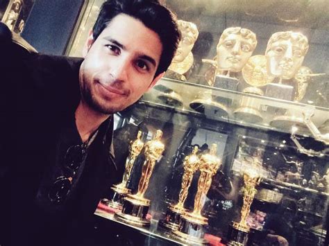 Sidharth Malhotra Gets Inked Tattoo Shock You Filmibeat