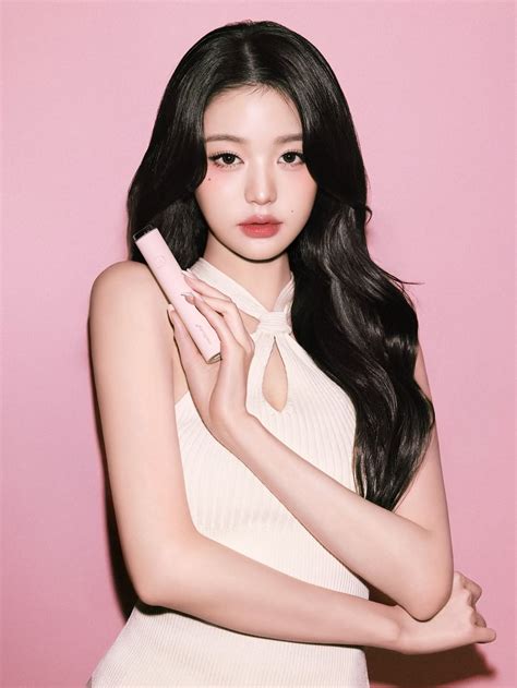 오늘자 아이브 장원영 인스타 치지직 에펨코리아