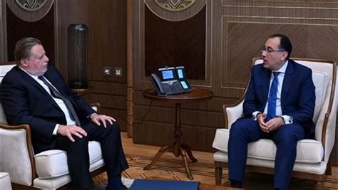تدفقات دولارية سر لقاء رئيس الوزراء ومحافظ البنك المركزي فيديو