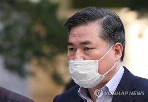 공판 출석하는 유동규 전 본부장 네이트 뉴스