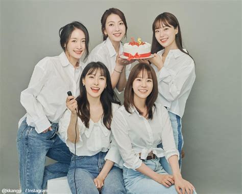 ハラも一緒に！ Kara ジヨン（知英）の家に飾られている1枚の写真に感動の声続出・・ あのファン作成の写真が Kpop Monster