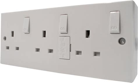 Switched Socket With Back Box Triple 1 Gang To 3 Gang 13a Wall Outlet