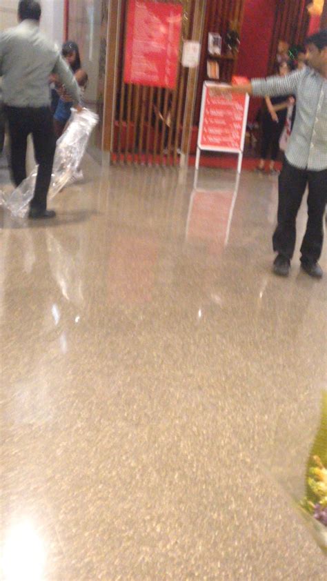 Girl Caught Shoplifting Rpublicfreakout