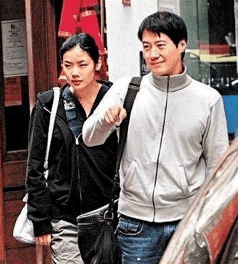 原来，她真离了。乐基儿黎明天王