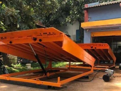 Hydraulic Dock Leveler Mild Steel Ton At In Gurugram ID