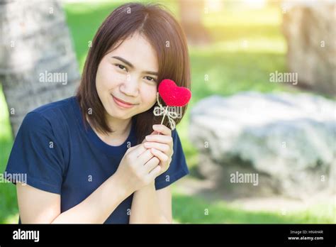 Cute Thai Girl Hi Res Stock Photography And Images Alamy