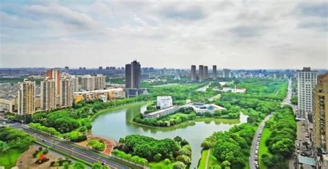 松江区与国家开发银行上海市分行座谈会举行，王华杰会见马东祺一行，王靖出席 腾讯新闻