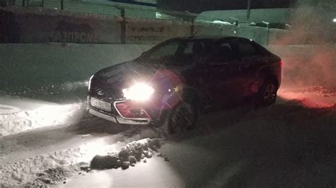 Vesta cross по снегу - YouTube