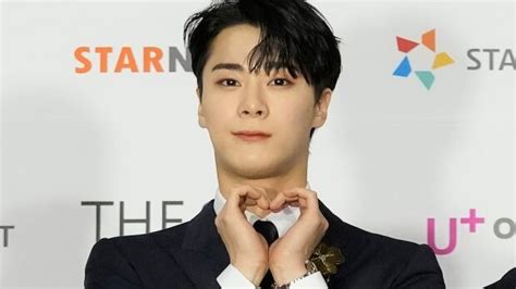 South Korean Pop Singer Moon Bin Dead At 25 Cbc News