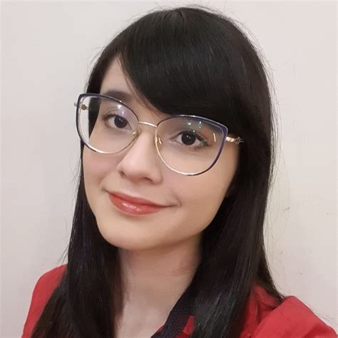 Lygia Magalhães Medium