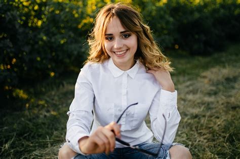 Portrait De Jeune Fille Photo Gratuite