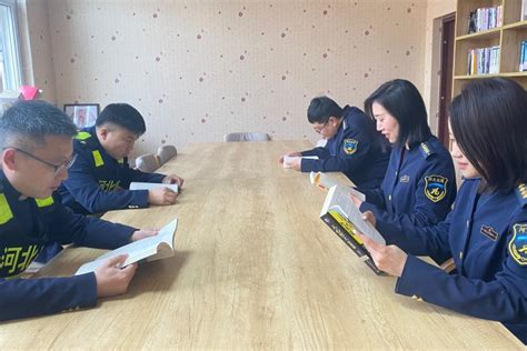 承德分公司蓝旗卡伦收费站开展“一路书香·悦读同行”主题读书活动 基层动态