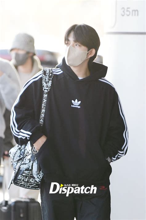 [현장포토] 조각이 걸어와 에스쿱스 비현실 외모 디스패치 뉴스는 팩트다