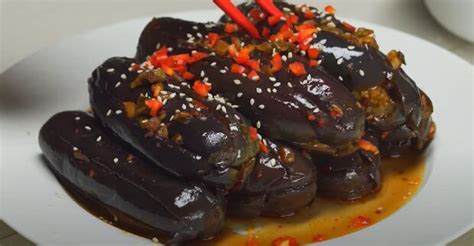 Як правильно приготувати квашені баклажани кухарі назвали найпоширенішу помилку Читайте на Ukr Net