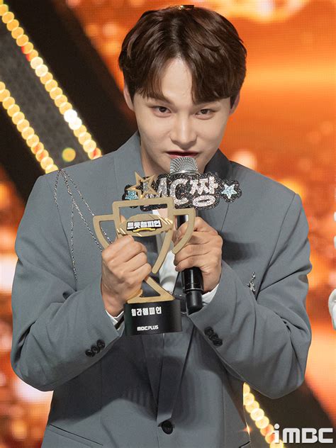 포토 이달의 트롯챔피언 박서진