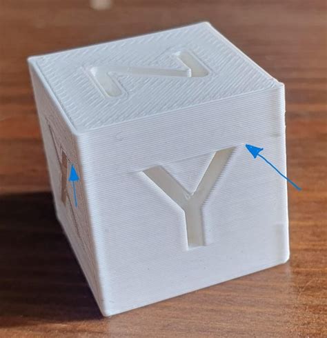 Horizontal Lines Aligned With Top And Bottom Edges Of Piece Features R3dprinting