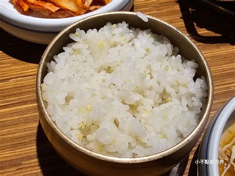 明洞王妃家韓牛》不僅有韓牛也有高品質韓豬午餐定食也很優秀 小不點看世界paine世界旅遊趣