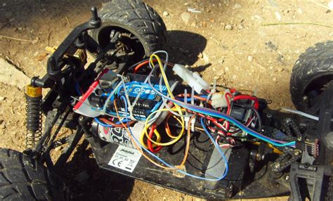 Bluetooth RC Car 2 RoboRemo Project