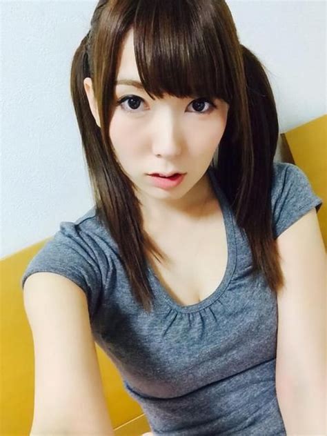 Mobile Actions Otaku Gaijin ジョナサン・ローレンス Yui Cute Girls Girl
