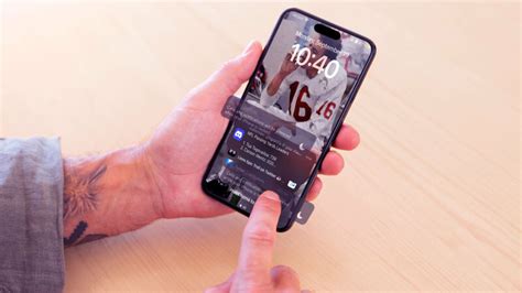 IOS S Lock Screen Is Terrible For IPhone Notifications Mashable
