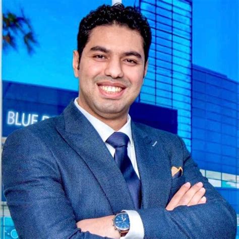 Dr Mostafa Taha Blue Dental Center