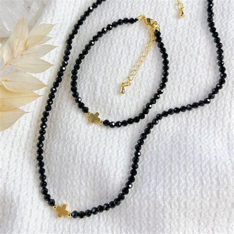 Шпинель — свойства камня и кому он подходит по знаку зодиака