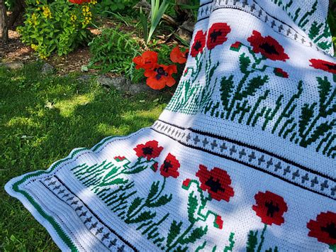 Ravelry Poppy Mosaic Overlay Throws Blankets Pattern By Carol Webster