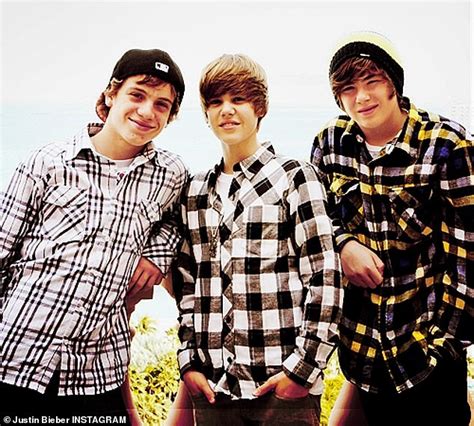 Justin Bieber Posts Rare Throwback Photos From His Pre Teen Days Daily Mail Online