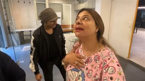 Khule Aam Flirt Kar Raha Tha He Called Me Hot 🔥 Youtube